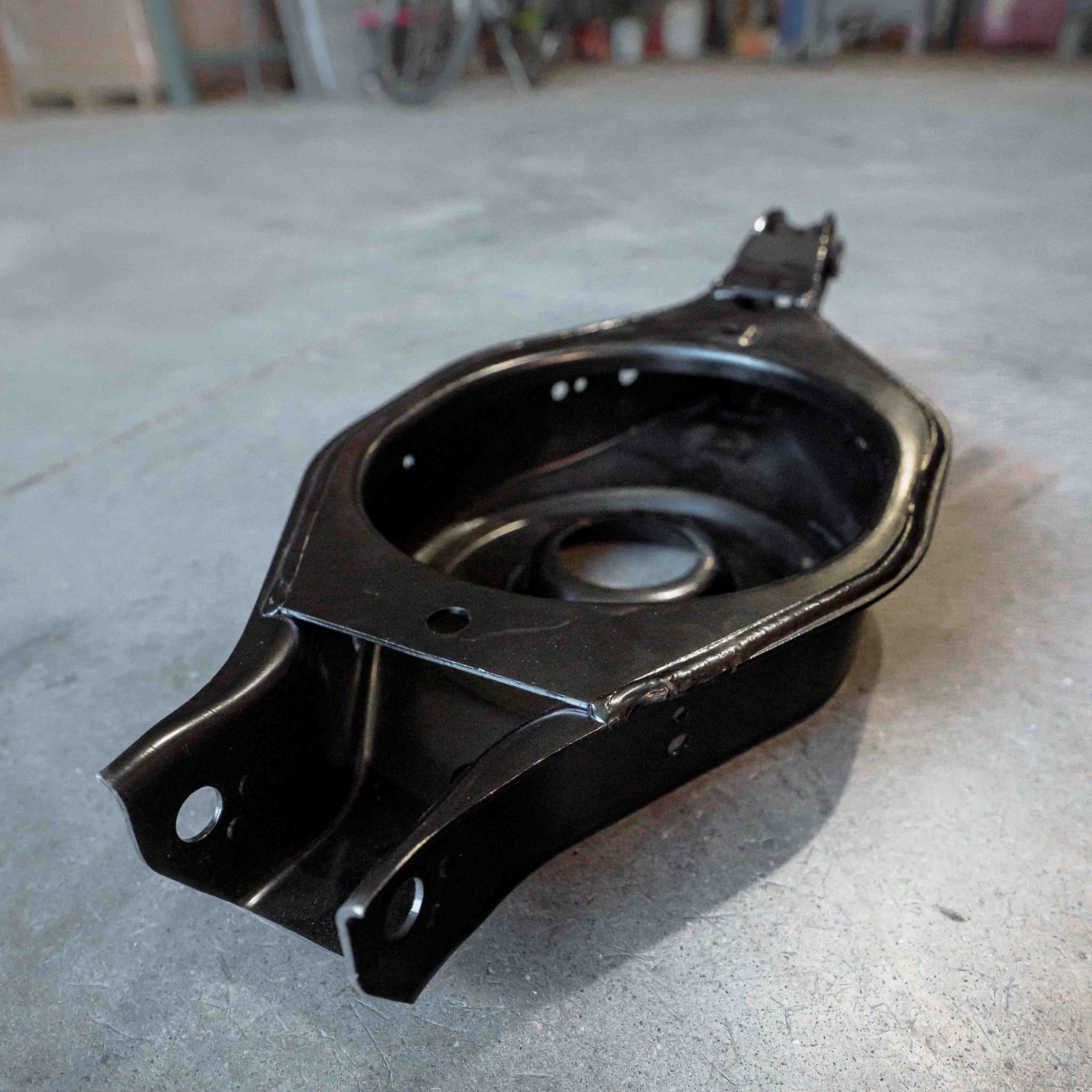 Alldogs Offroad Coop. ADO Enhanced Rear Trailing Arms for Y62 Nissan ...