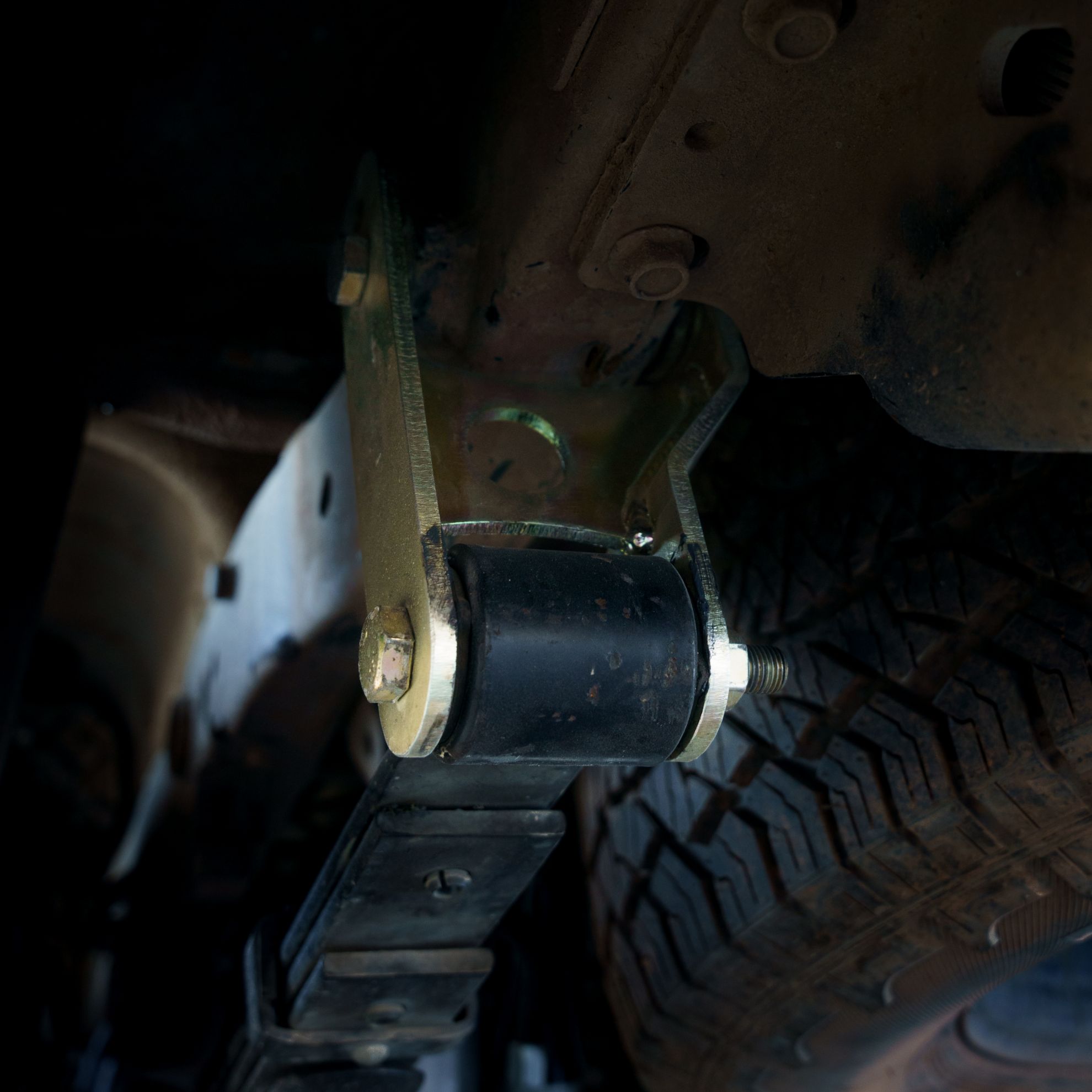 Alldogs Offroad Coop. ADO Heavy Duty Adjustable Lift Shackles for ...